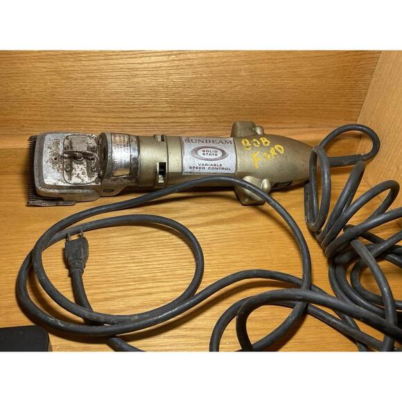 Sunbeam | Other | Vintage Sunbeam Animal Hair Clipmaster Deluxe Model ...